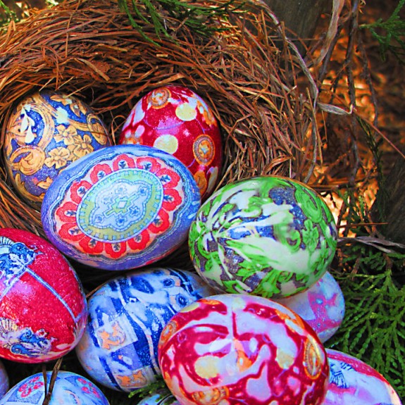 Silk Tie Dyed Eggs – Dabbled