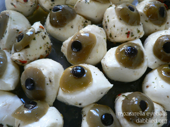 Halloween Food: Dot’s Mozzarella Eyeballs – Dabbled